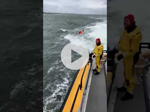 Maritime Pilot Training II - Man overboard manoeuvre - Marine-Pilots.com