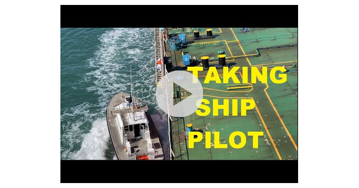 Traveling on Crude Oil Tanker Seaways Yellowstone In The Gulf Of Mexico ...