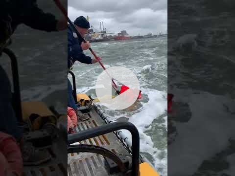 Maritime Pilot Training I - Man overboard manoeuvre - Marine-Pilots.com