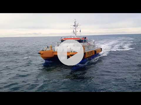 Dutch Pilot Boat Approaching. Swath Technology - Marine-Pilots.com