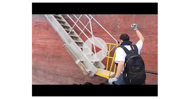 Pilot Embarkation: Unusual Manoeuvre - Marine-Pilots.com