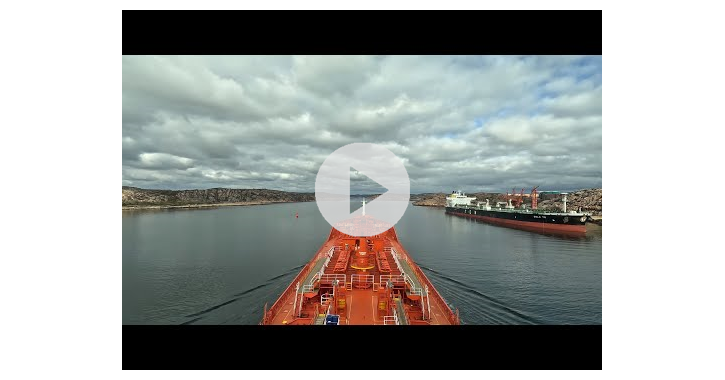 BROFJORDEN (SWEDEN) ARRIVAL & DEPARTURE / Coastal islands, PREEM ...